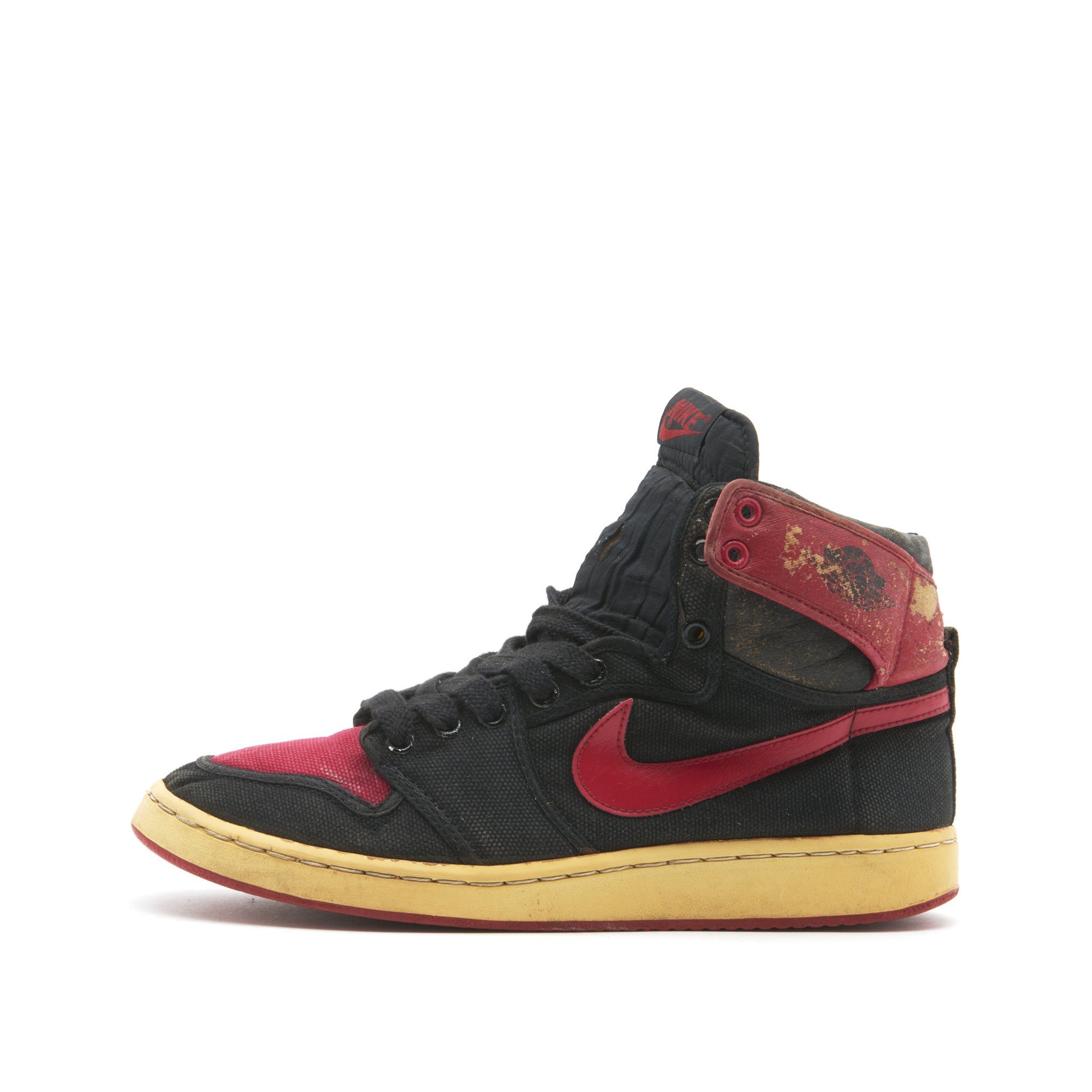 A close-up view of the first Air Jordan 1 release | FTSHP blog