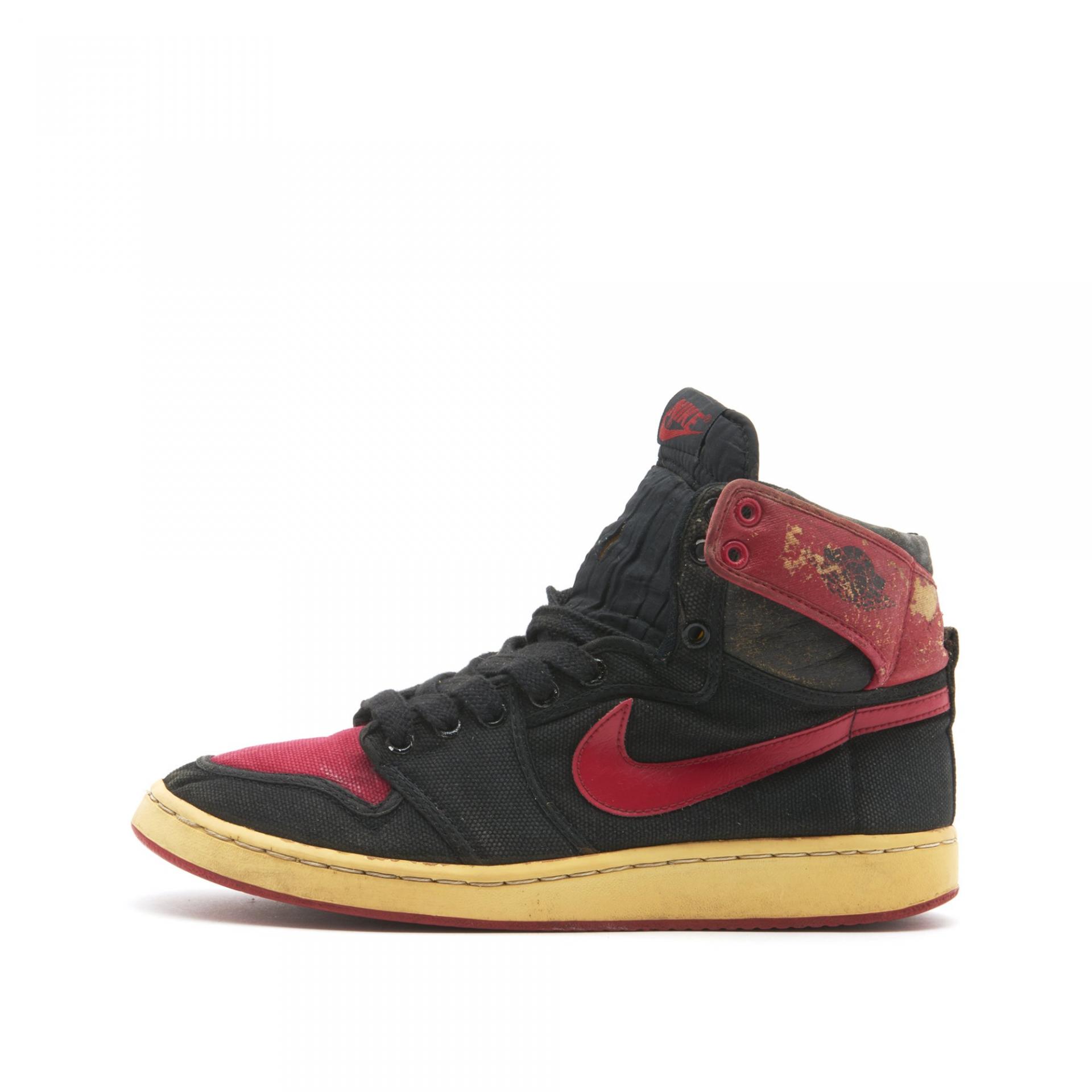 A close-up view of the first Air Jordan 1 release | FTSHP blog