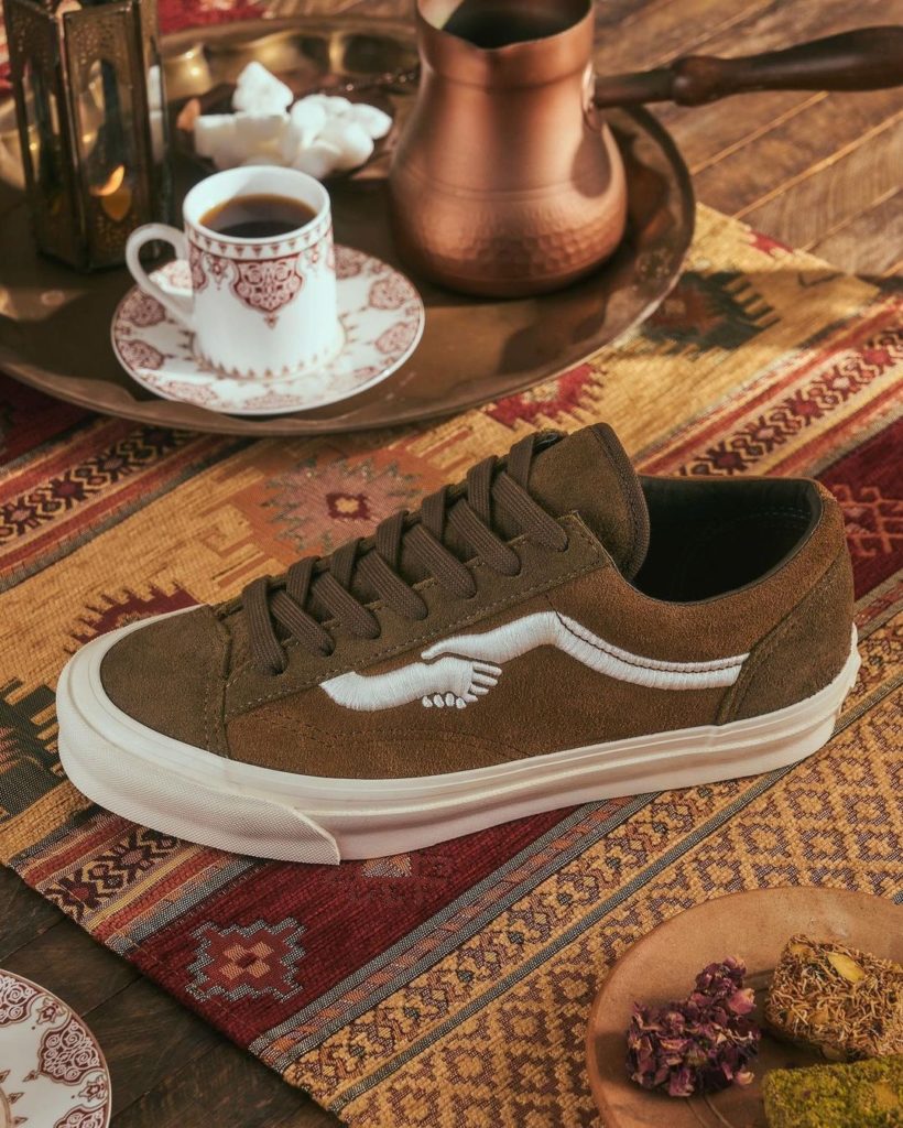 Which ones are better? Know the difference between Vans Vault and Vans ...